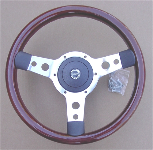 13" MOUNTNEY WOOD STEERING WHEEL WITH BOSS 1500 from FM60,006 (1977)